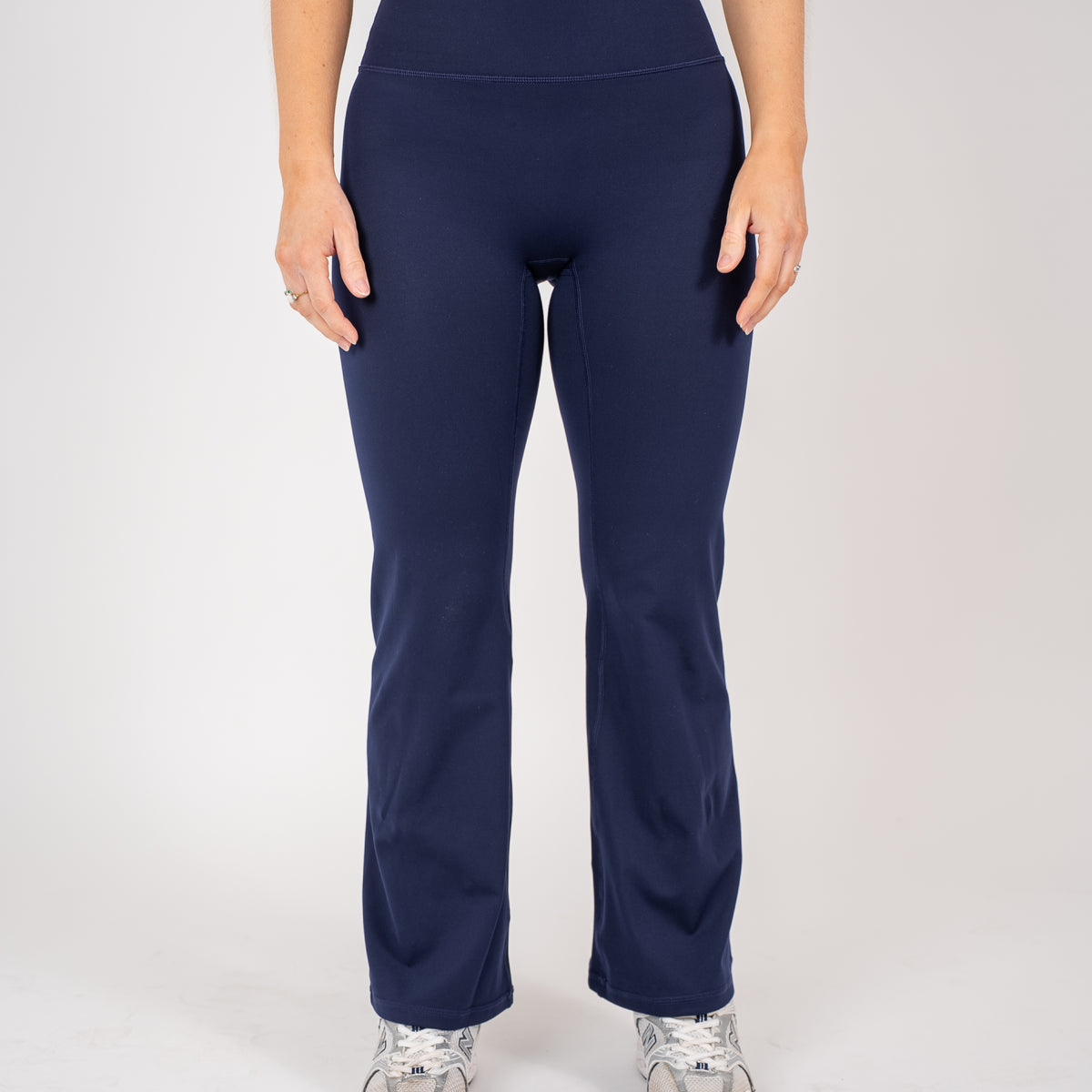 The Elara Flare Legging - Navy – Avo Activewear